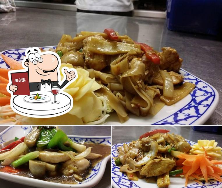 Thai Rainbow, 15 Bird St in Lichfield - Restaurant menu and reviews