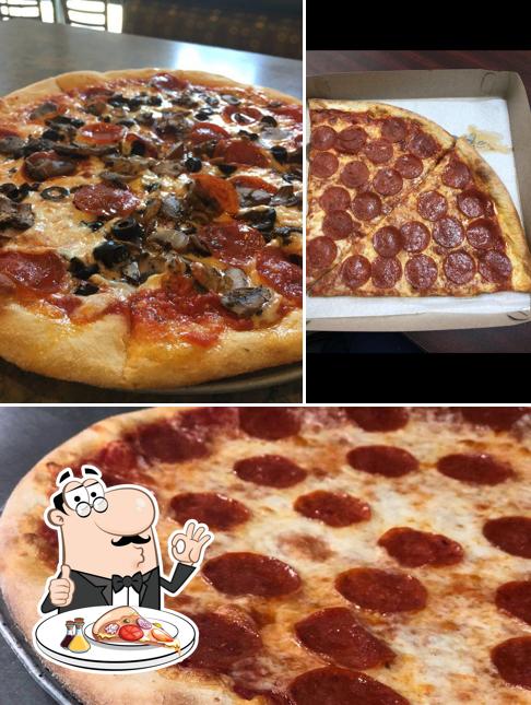 Bada Bing Pizzeria, 1860 Woodruff Rd suite g in Greenville - Restaurant ...