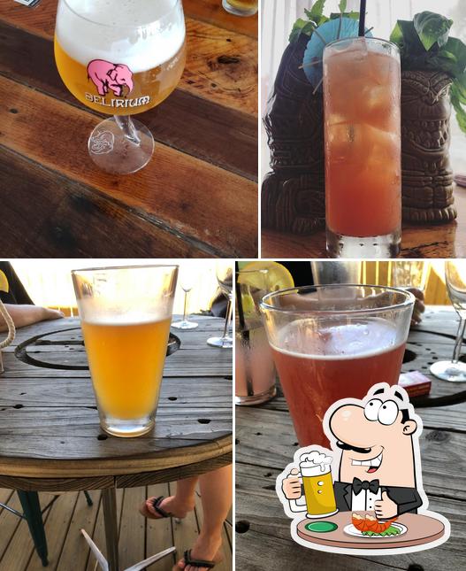 The Mockingbird Lounge in Kansas City - Restaurant menu and reviews