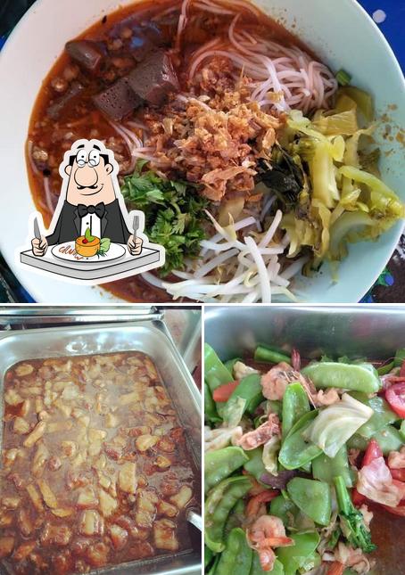Huen Ta Hai Teo - Restaurant menu, prices and reviews
