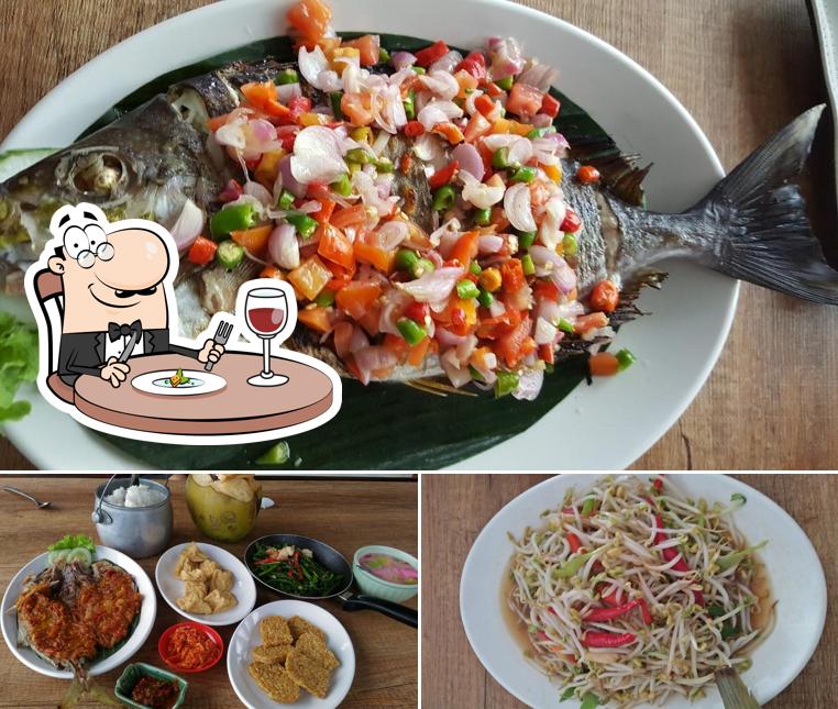 Biru Laut Restauran restaurant, Balikpapan, Jl. Jenderal Sudirman No.1 ...