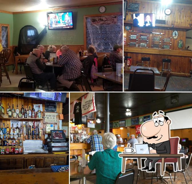 Kramer's Bar and Grill, Pewamo - Restaurant menu, prices and reviews