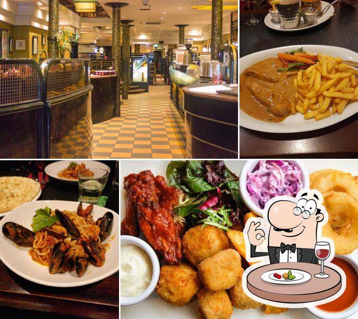 Best restaurants in Princes Square by M Mall - Restaurant Guru