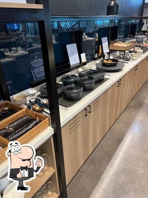 Aspire Air Canada Café, Toronto - Restaurant menu, prices and reviews