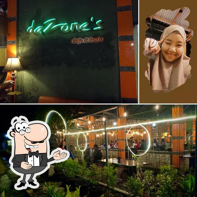 daZone's cafe, Kembuan - Restaurant reviews