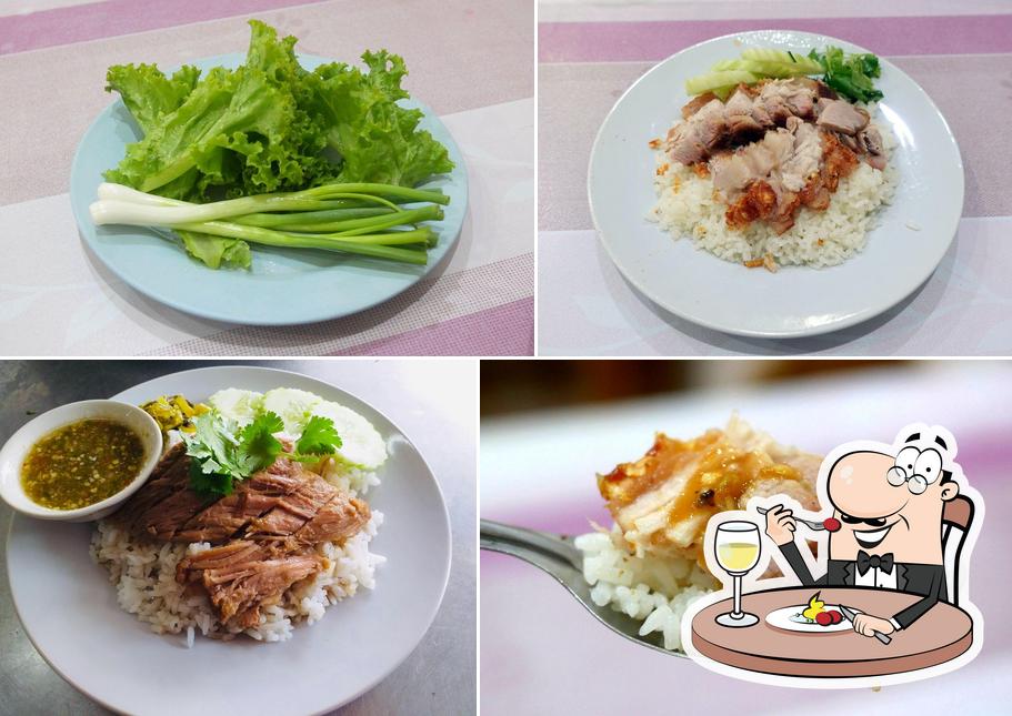 Khao Moo Krob Pa Por, Phuket - Menú del restaurante, precios y reseñas