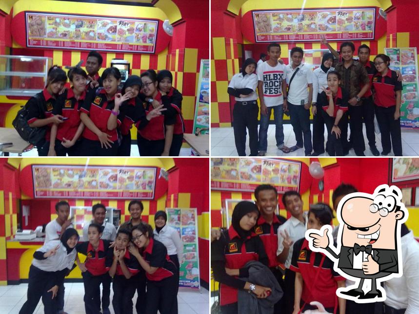 Rocket Chicken BIMA restaurant, Bima, jln. sultan hasanuddin 12 na'e ...