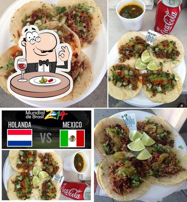 Tacos Chavez, Los Angeles - Menú del restaurante, precios y reseñas
