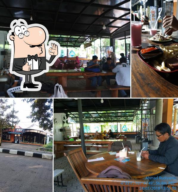 SMC Cafe, Subang - Restaurant reviews