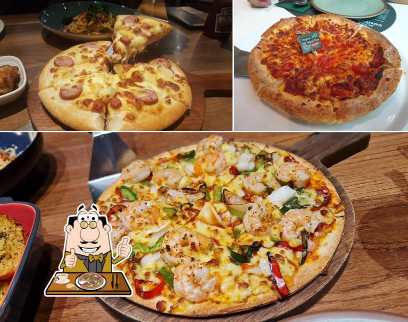 The Pizza Company restaurant, Bangkok, 55 Srinakarin Rd - Restaurant ...