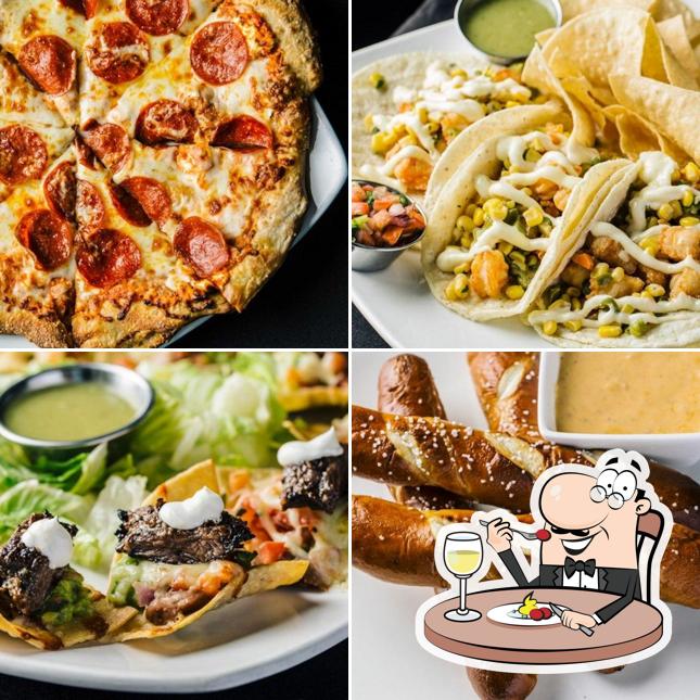 Theory in Chicago - Restaurant reviews