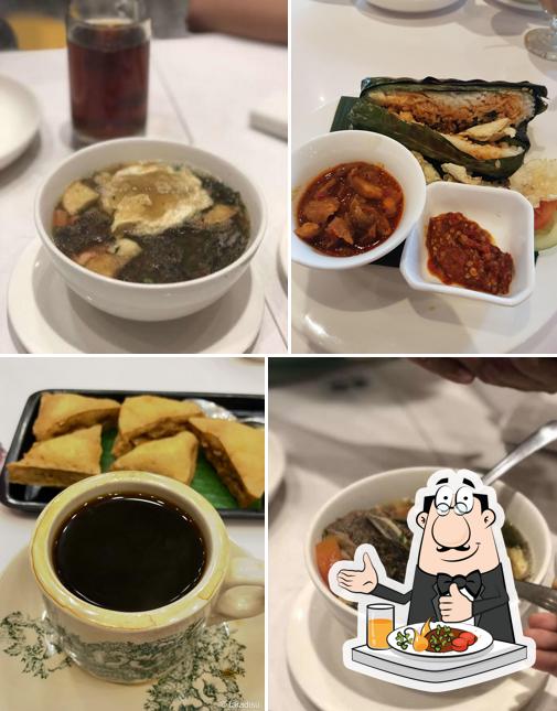 CHOP Buntut Cak Yo - Aeon Mall restaurant, East Jakarta - Restaurant ...
