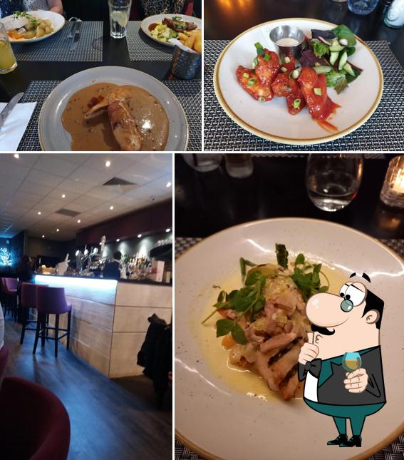 Pendulum Bar & Grill, Paisley - Restaurant menu, prices and reviews