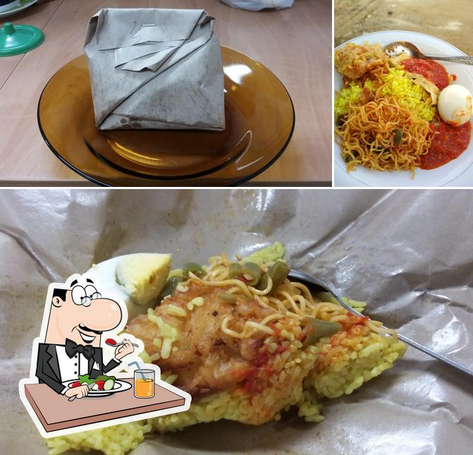 Nasi Kuning Mama Andi restaurant, Simboro - Restaurant reviews