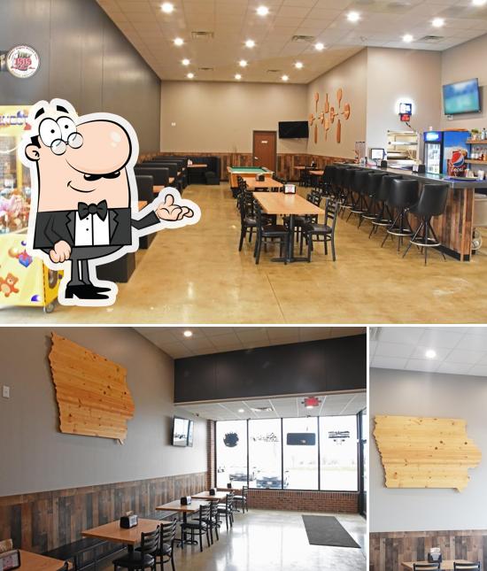 Chad's Pizza Grundy Center in Grundy Center - Restaurant menu and reviews