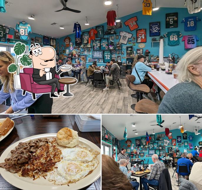 Coach's Island Grill, Port Aransas - Restaurant menu, prices and reviews
