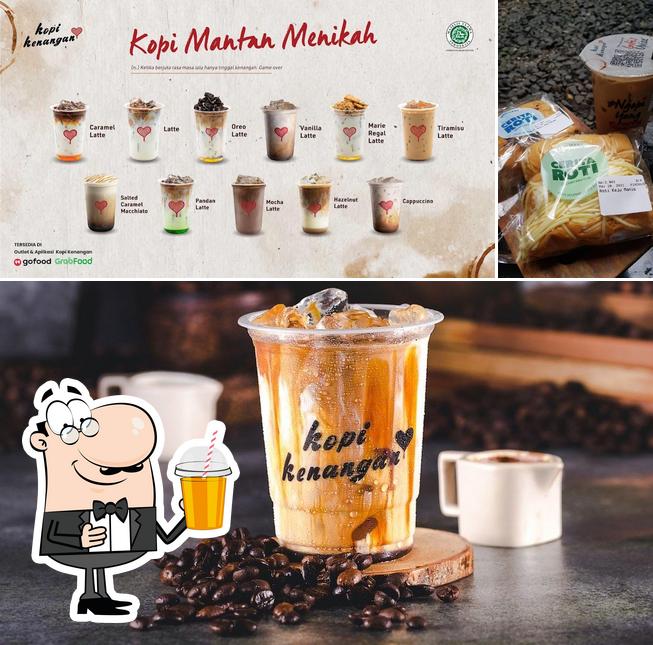 Kopi Kenangan - SPBU Pertamina (Jatiwaringin), Bekasi - Opiniones del ...