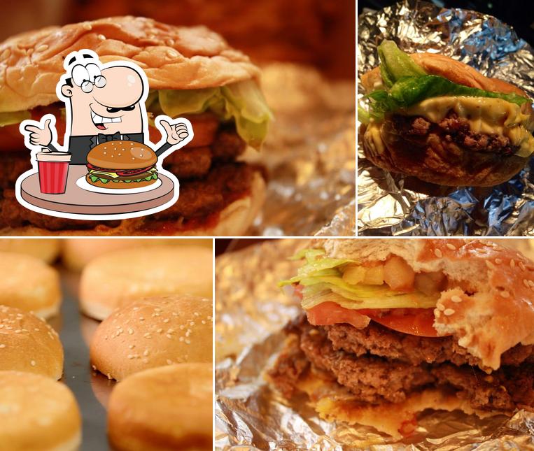 Five Guys, 4751 Forest Dr in Columbia - Restaurant menu and reviews