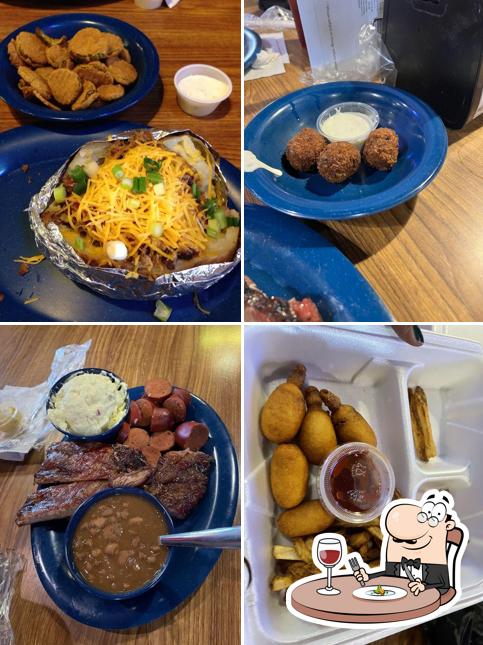 Rafter J BBQ and Cajun Eats, 507 SW Access Rd in Iowa Park - Restaurant ...
