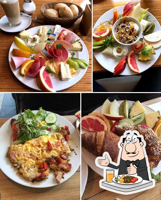 Cafe Albrecht, Berlin, Reinhardtstraße 23 - Restaurant menu and reviews