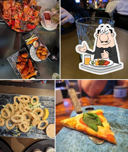 The Crooked Cue, Port Credit, Mississauga, 75 Lakeshore Rd E in ...