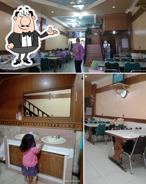 Simpang Raya Pasar Atas restaurant, Bukittinggi - Restaurant reviews