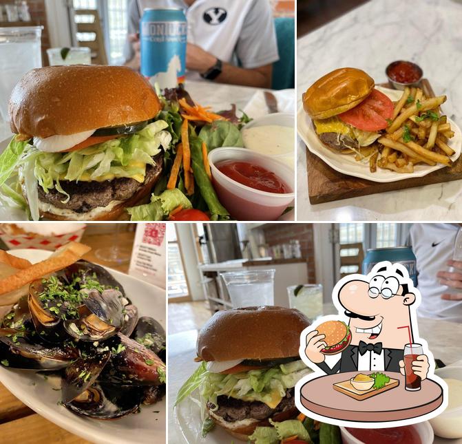 Millie's Kitchen & Cocktails in Houston - Restaurant menu and reviews