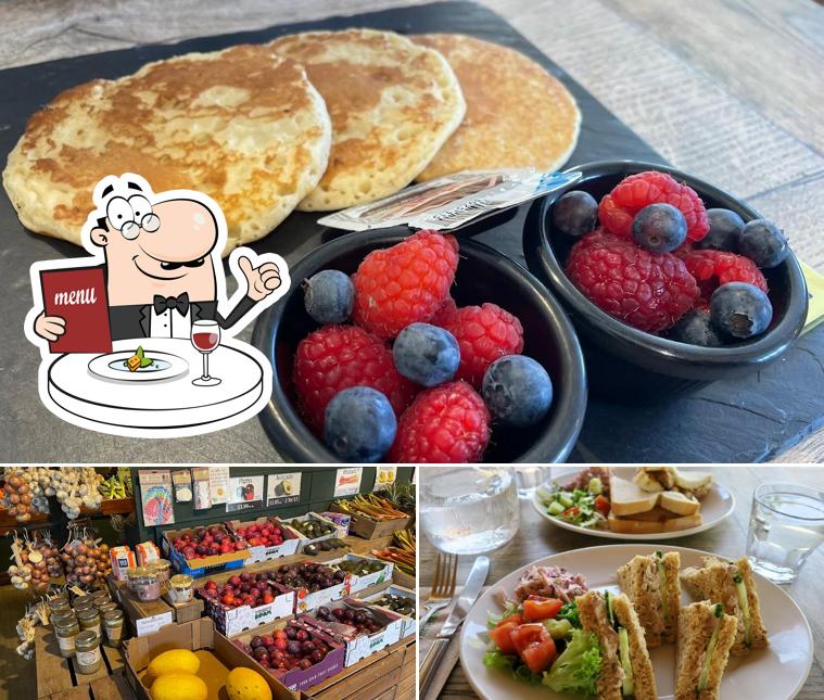 The Barnyard Cafe, Brentwood - Restaurant menu, prices and reviews