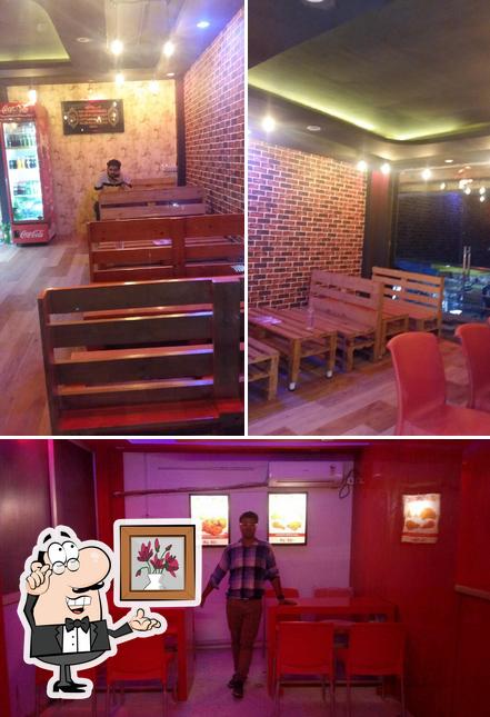 Al Baik, Lucknow, XX5X+VV7 - Restaurant reviews