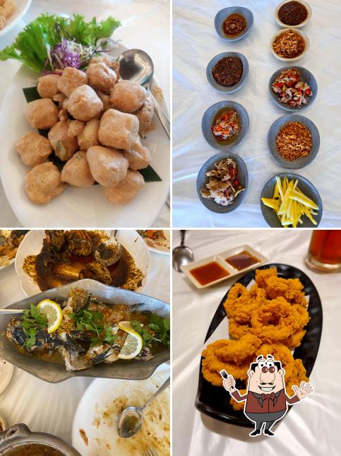 Layar Seafood Manyar Kertoarjo, Surabaya - Restaurant menu, prices and ...