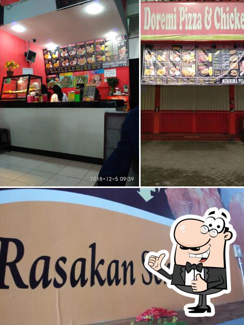 Doremi Pizza & Chicken restaurant, Blitar, Jl. Kalimantan No.102 ...