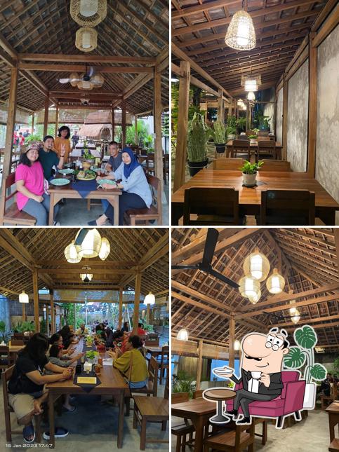 Omah Ingkung Resto & Kopi Karanganyar, Karanganyar - Restaurant menu ...