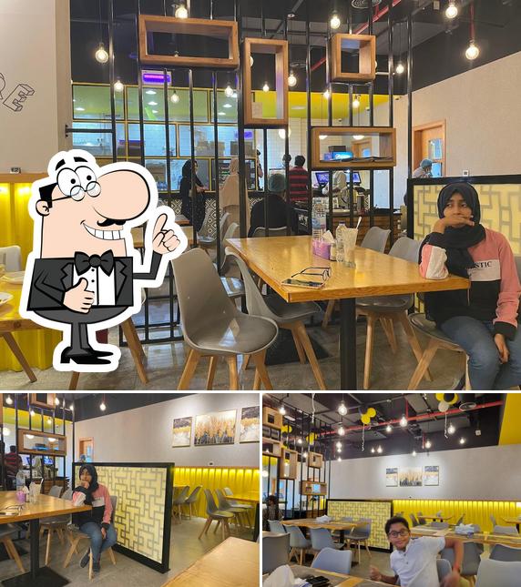 Midtown Buzz Restaurant - Dubai, Dubai - Restaurant reviews