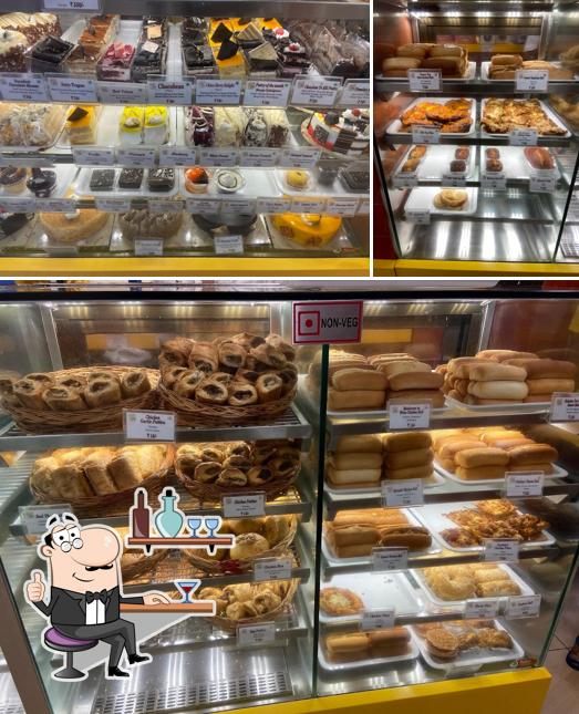 Merwans Cake Stop, Mumbai - Restaurant menu, prices and reviews