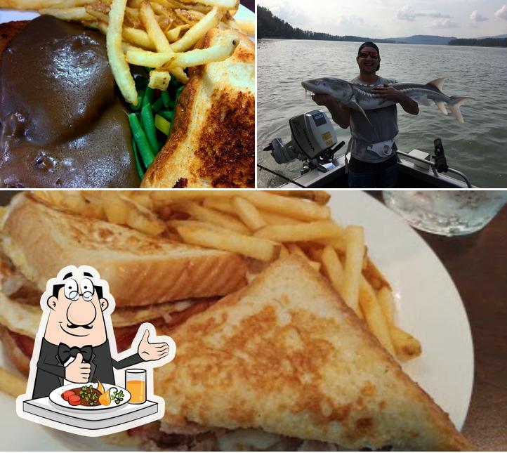 The Town Pump Restaurant and Lounge, 6014 50 Ave in Stettler ...