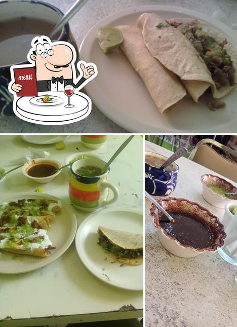 Restaurante Taqueria El Charrito, Ciudad López Mateos - Opiniones del ...