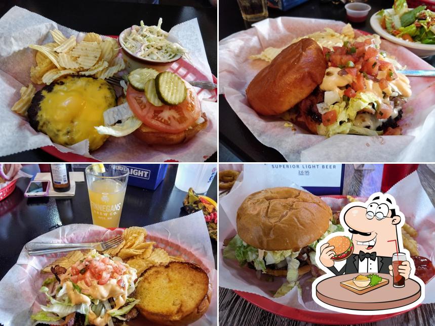 Bayside Bar & Grill in Walker - Restaurant menu and reviews