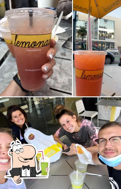 Lemonade Restaurant, 301 Arizona Ave in Santa Monica - Restaurant menu ...