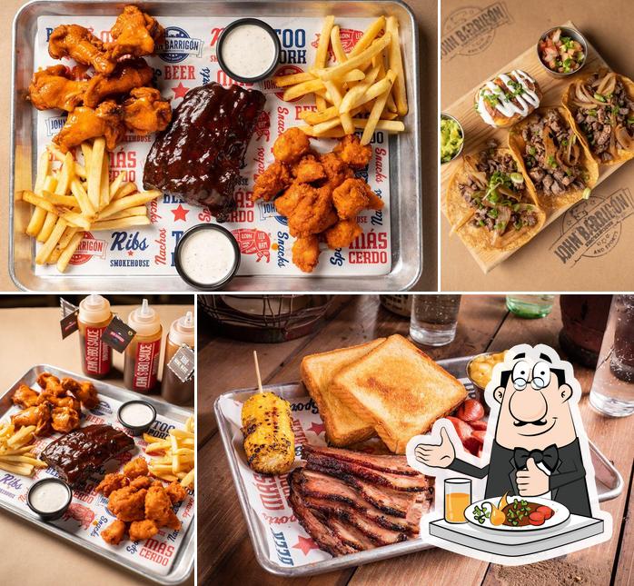 John Barrigón Wings, Ribs & Sports - Paseo Tec 2, Monterrey - Opiniones ...