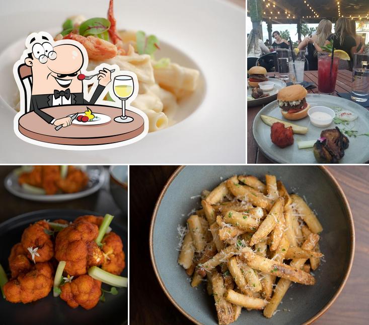 Treehouse Rooftop Lounge in Fort Myers - Restaurant reviews