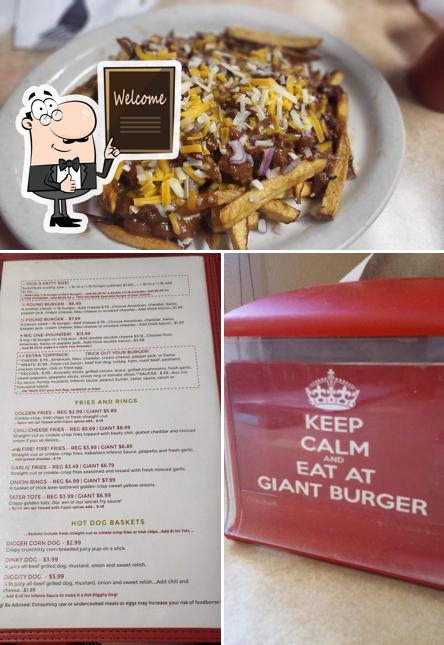Giant Burger, 3760 Main St in Springfield - Restaurant menu and reviews