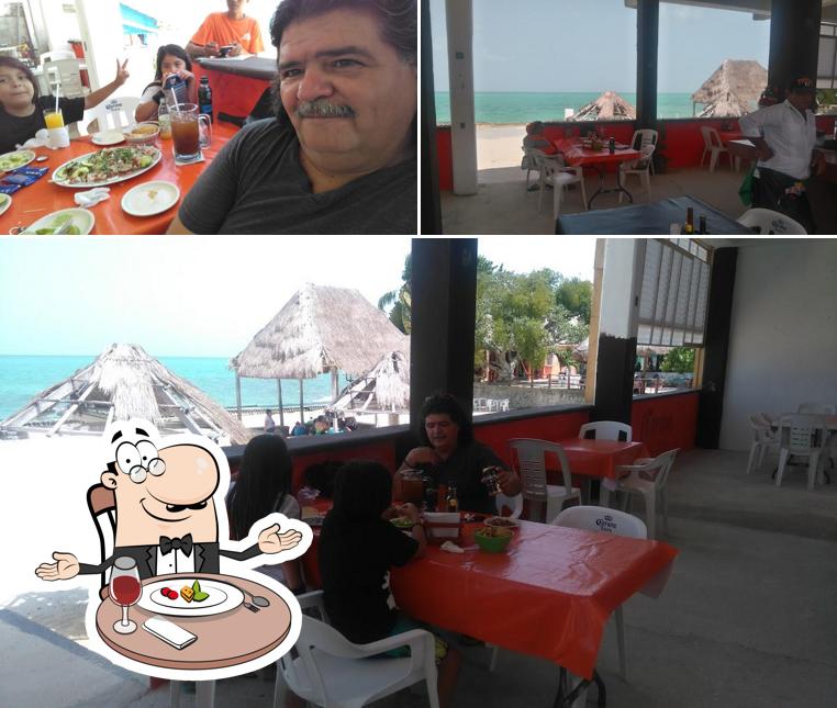 RESTAURANTE LAS BRISAS DE CALDERITAS, Calderitas - Menú del restaurante ...