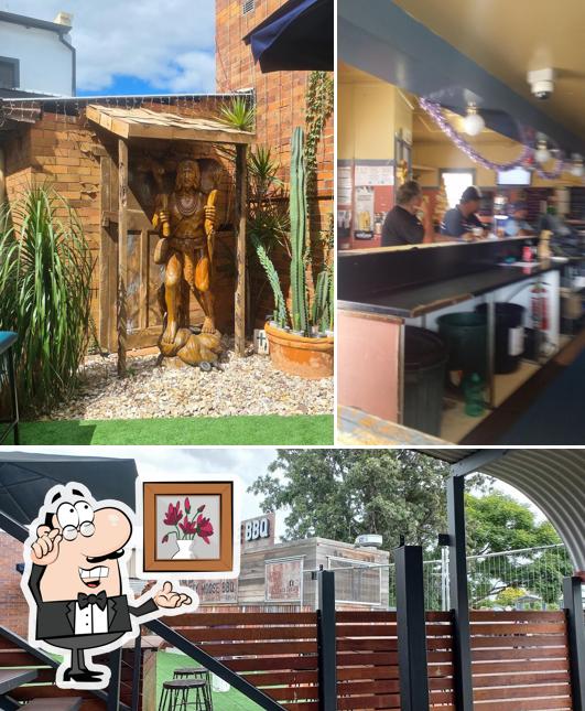 Dusty Moose Backpackers hotel (BUDGET ROOMS), Gatton - Restaurant menu ...