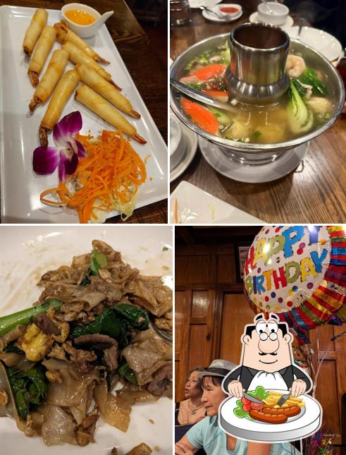 Pin Kaow Thai Restaurant Eastern, 9530 S Eastern Ave in Las Vegas ...
