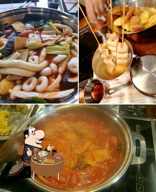 Dookki Tteokbokki Hongdae, Seoul - Restaurant menu, prices and reviews