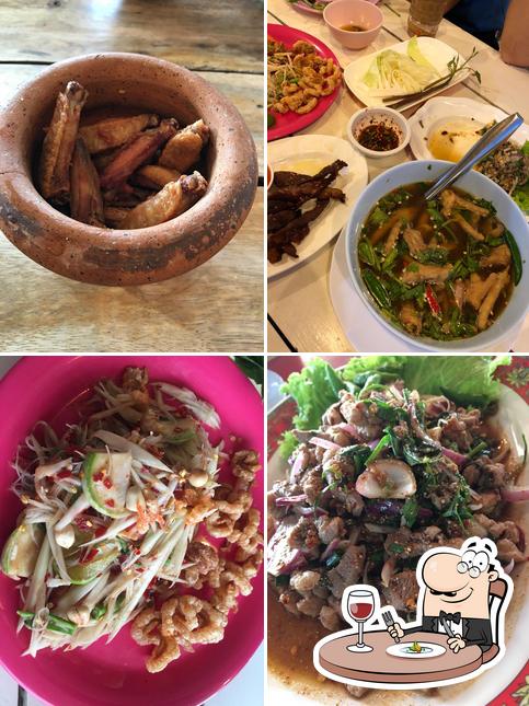 Yok Krok restaurant, Bangkok, 82 Bang Na-Trat 23 (Soi Suan Sawan ...