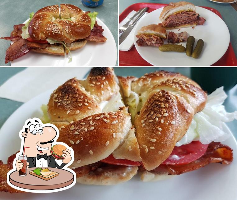 T & T Bakery And Cafe in Markham - Restaurant menu and reviews