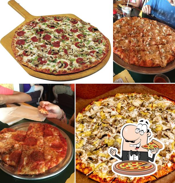 Monical's Pizza in Shelbyville - Restaurant menu and reviews
