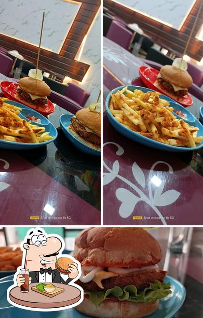 The Iceberg a Perfect Burger, Pune - Restaurant menu and reviews