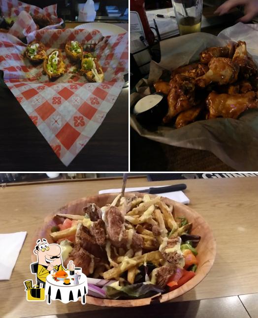 Sidelines Bar & Grill in Pittsburgh - Restaurant menu and reviews